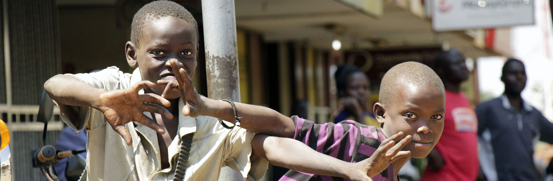 RISING SUN FOUNDATION – Offrir un sourire